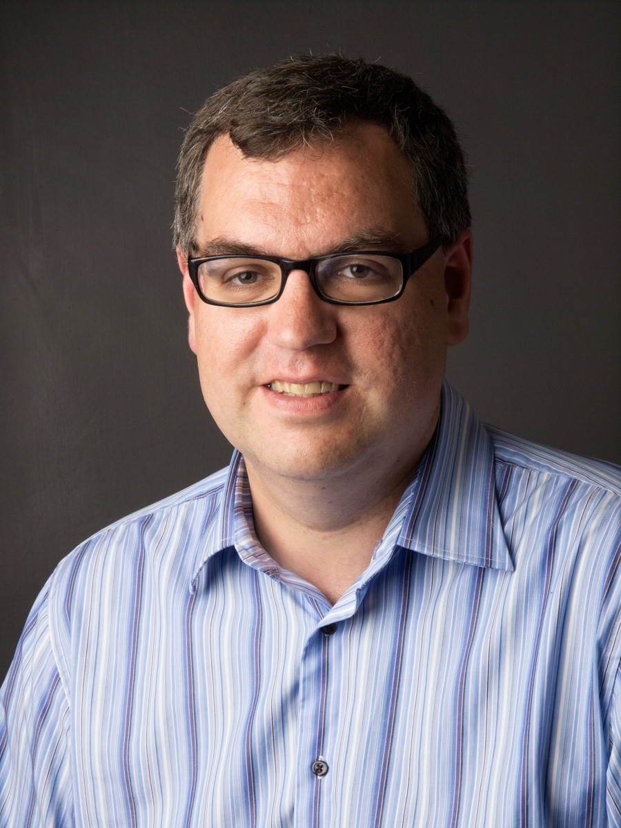 1568:Tim Lewis is host of the Begin Self-Publishing Podcast & author of...