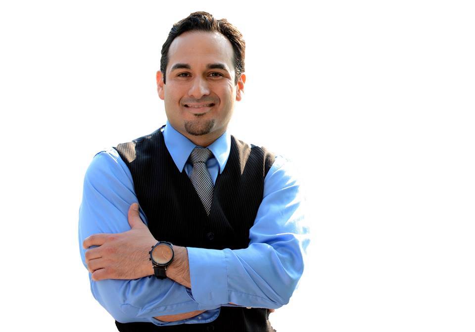 221: Twelve Minute Convos w/ Vidal Cisneros Jr