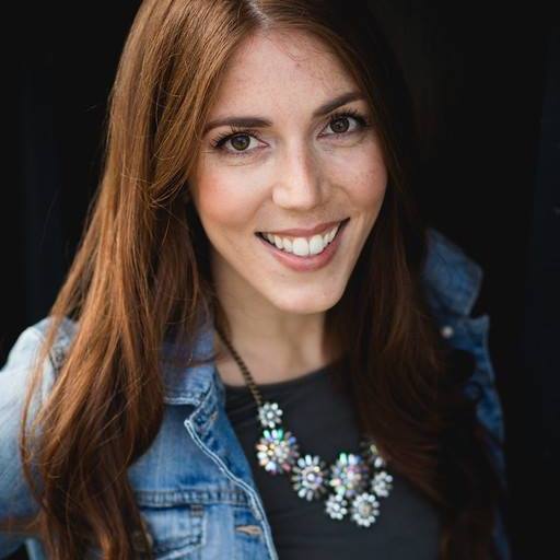 589: Twelve Minute Convos w/ Emily King